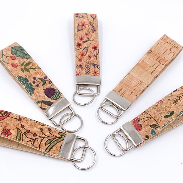 Wine Cork Keychain - Etsy