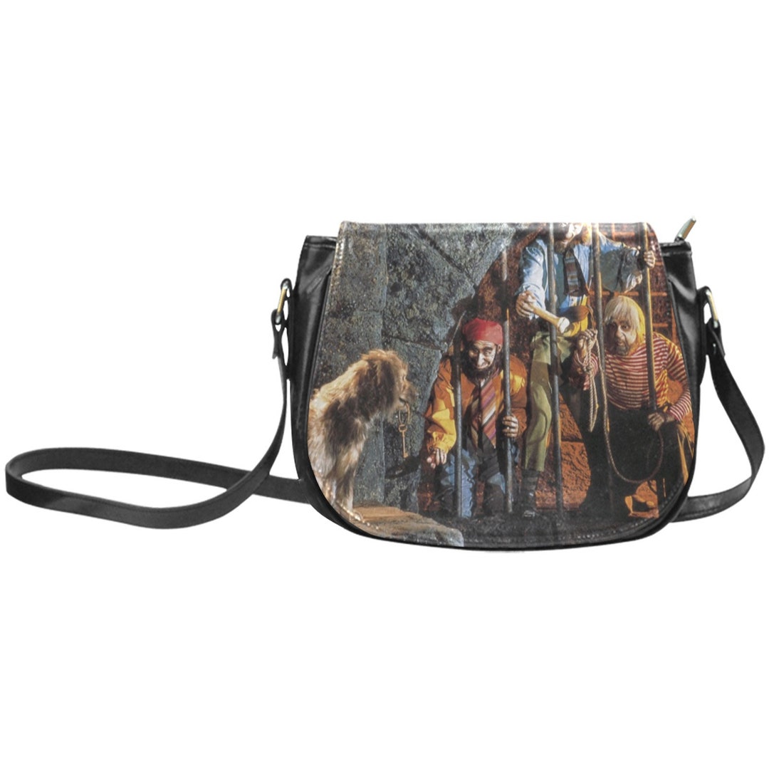 Pirates of the Caribbean Crossbody Purse | Pirates of the Caribbean ...