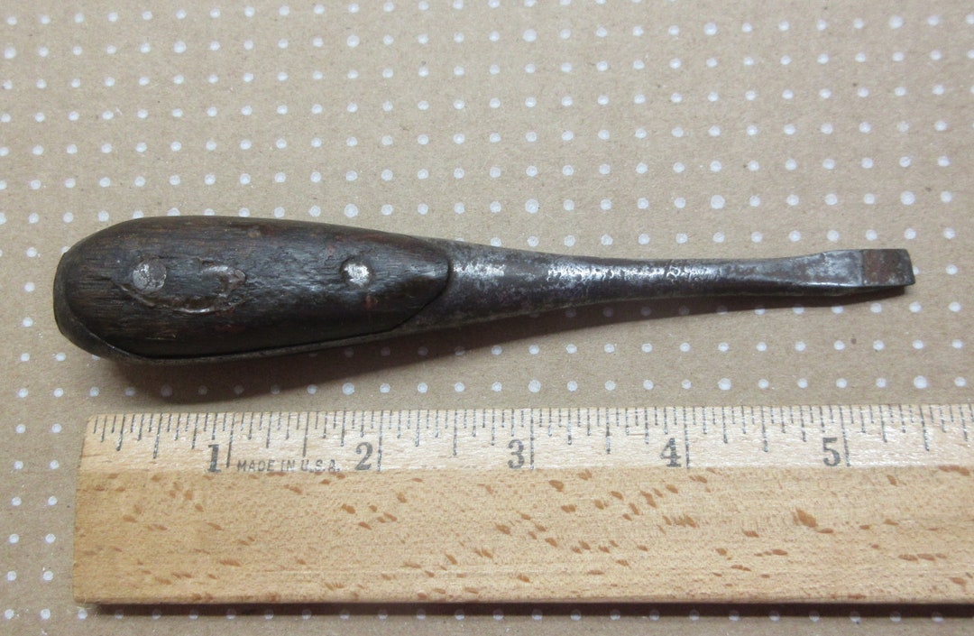 Rusty Old Perfect Handle, Fat Handle Flathead Screwdriver With a 1/4 ...