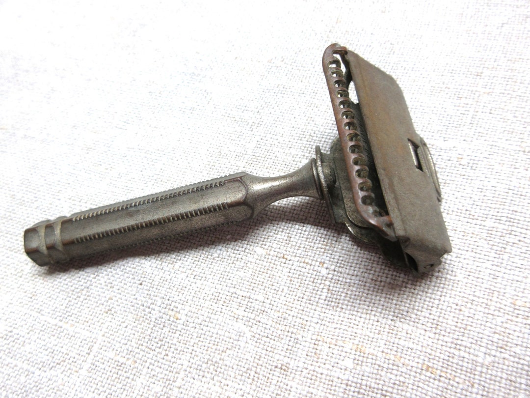 Antique Star Razor Takes a Single Edge Blade, Not Included. Marked Made ...