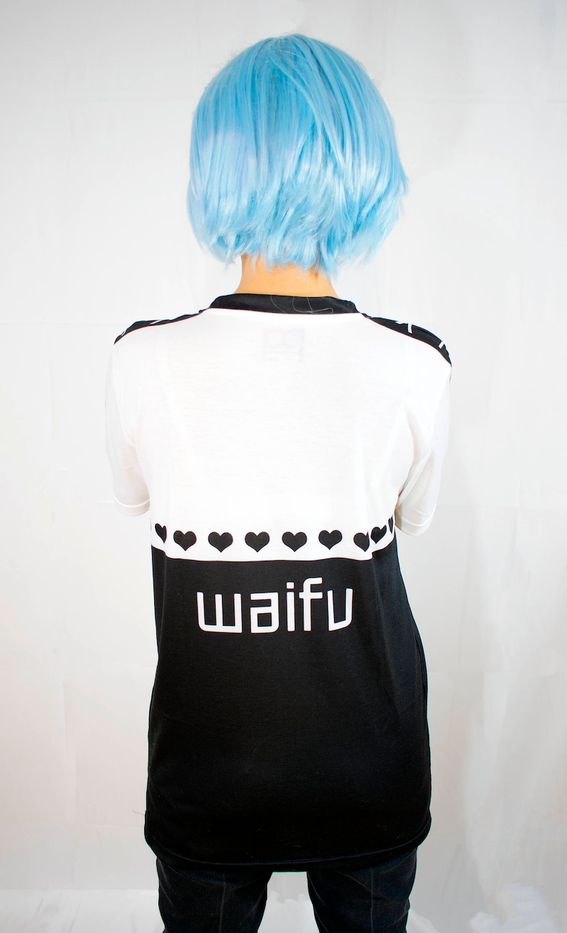 Waifu T-shirt - Etsy