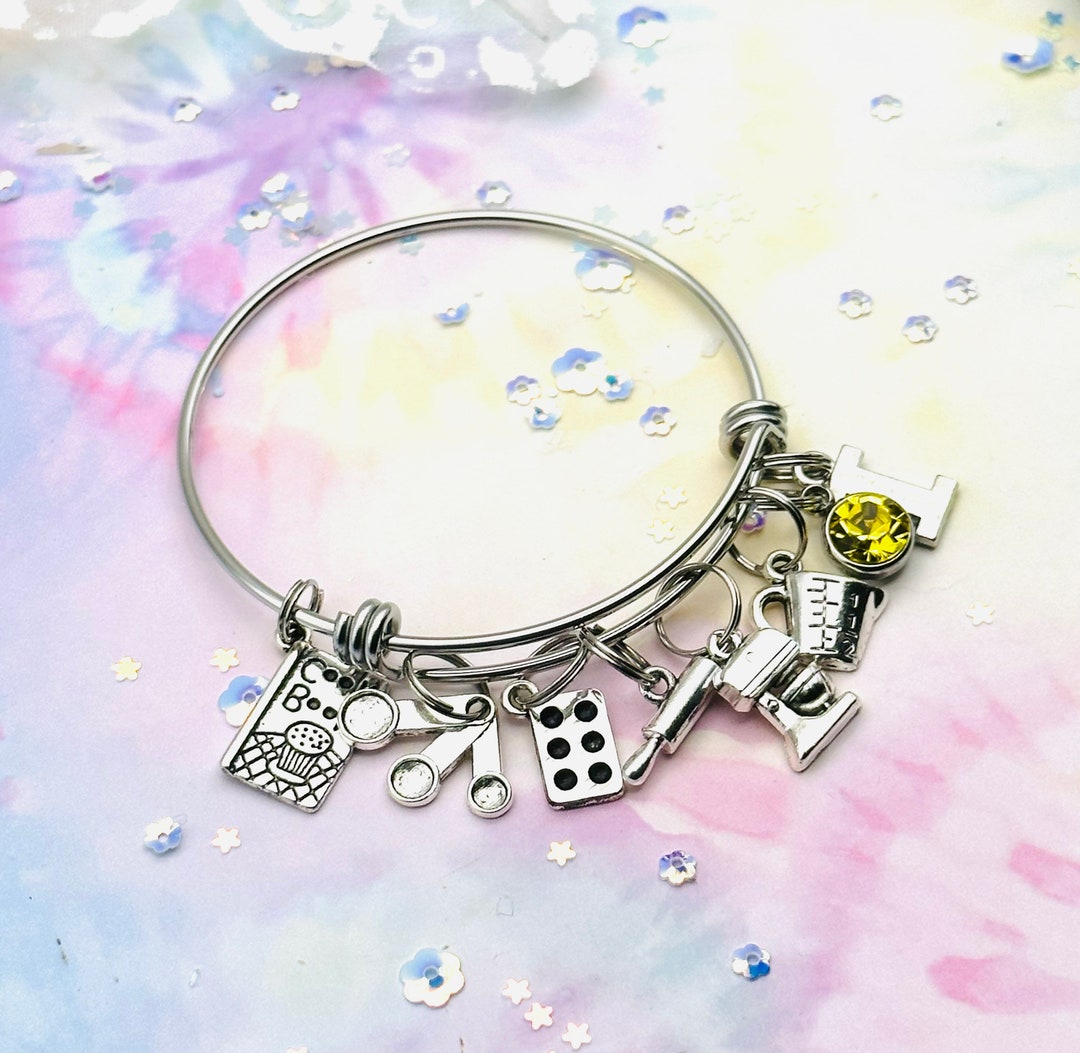 Chef Charm Bracelet: Personalized Cook Jewelry, Baking Gift - Etsy UK