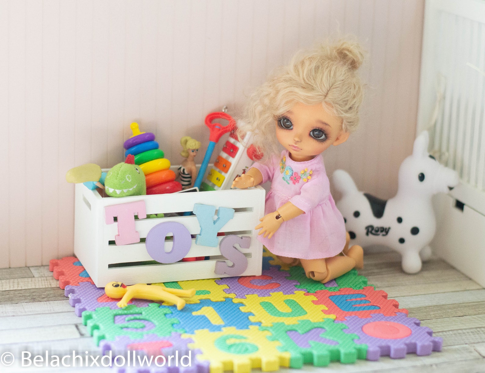 Miniature empty dollhouse toy box toy chest miniature | Etsy