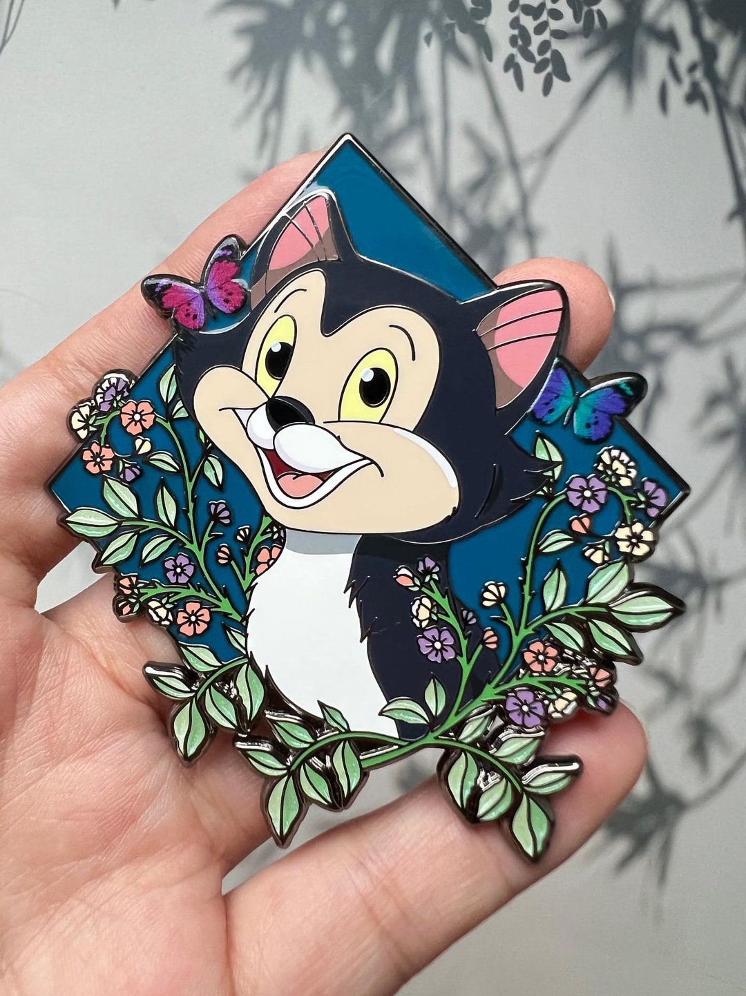 Disney Pinocchio “pawsitively Precious” Figaro Fantasy Pin LE30 - Etsy