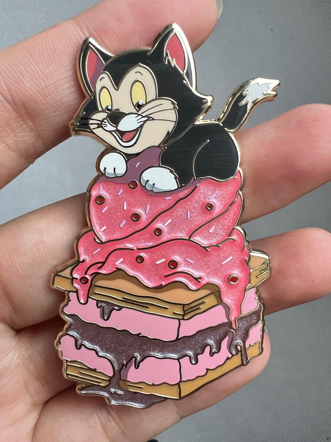 Sweet Tails Shop - Figaro Pinocchio Disney Fantasy Pin - Etsy