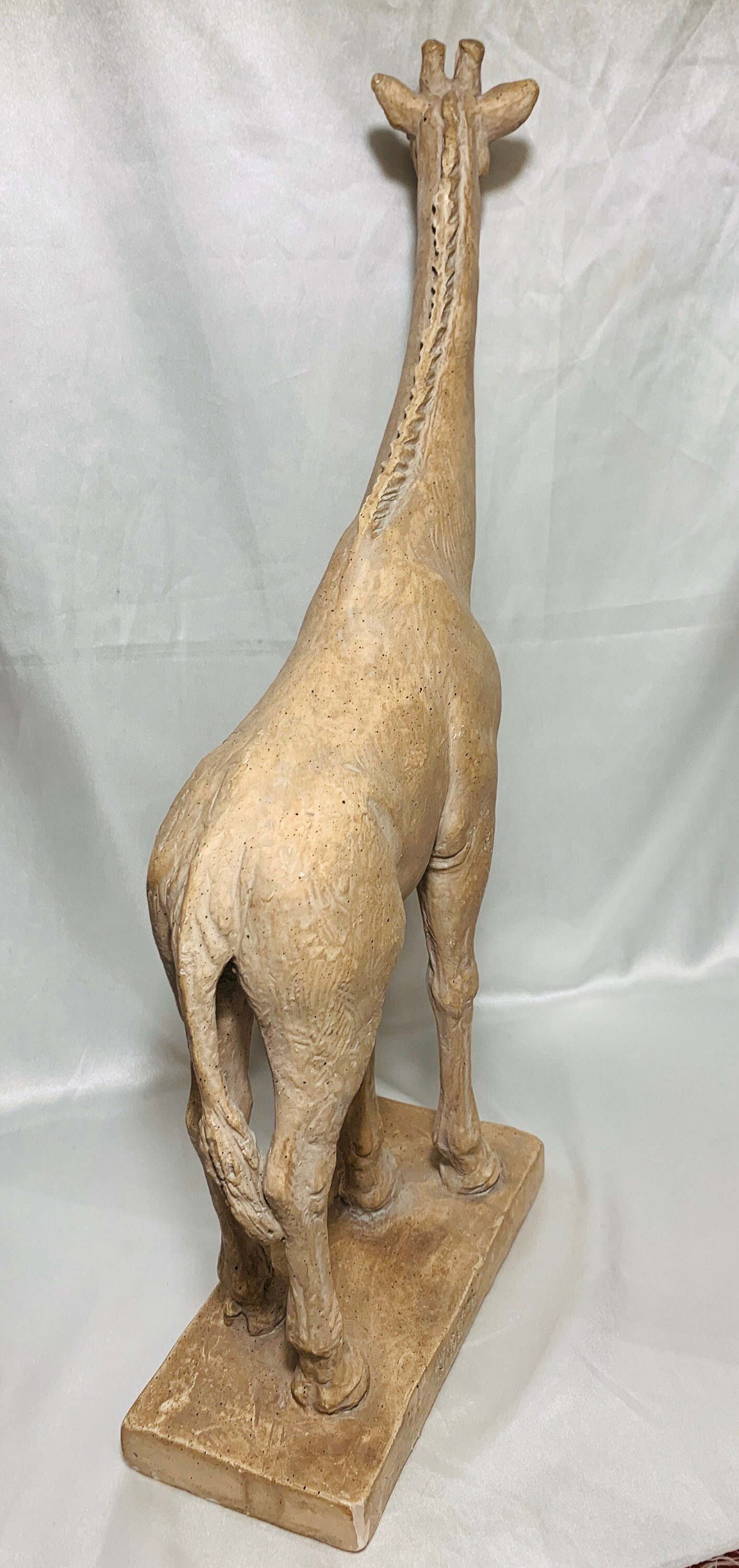 Rare Hand-scuplted 21 1/2" Standing Giraffe, Austin Productions, Inc ...