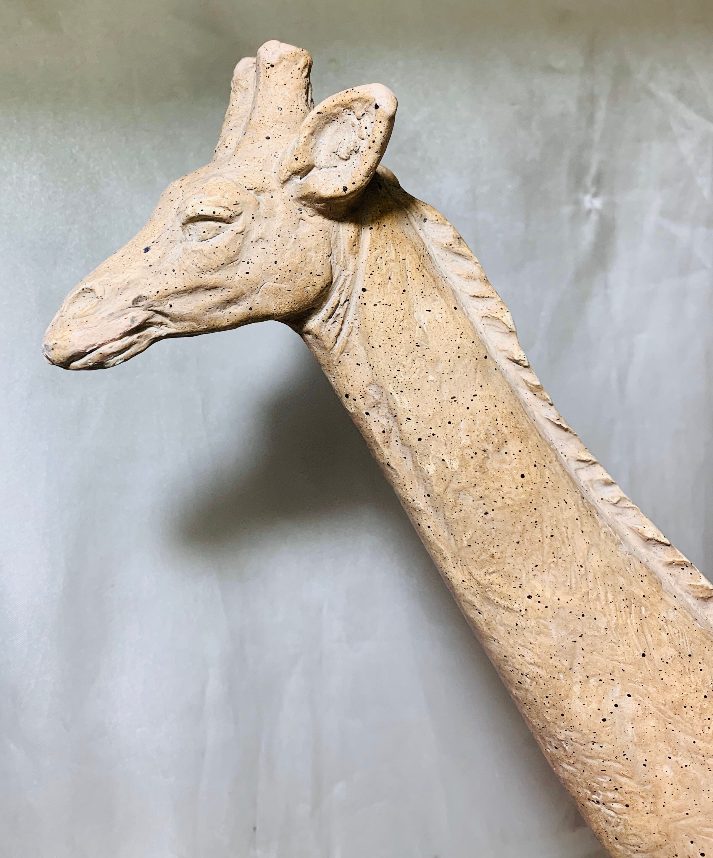 Rare Hand-scuplted 21 1/2" Standing Giraffe, Austin Productions, Inc ...