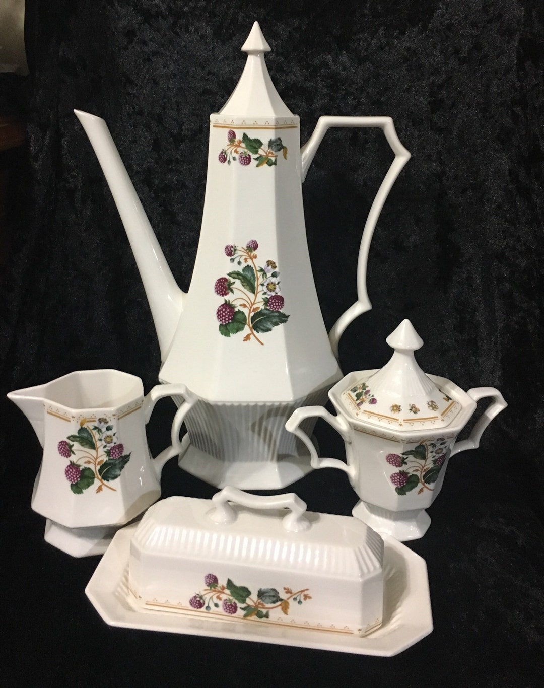 Tea/coffee Set Includes Carafe, Creamer, Sugar Bowl and Butter Dish ...