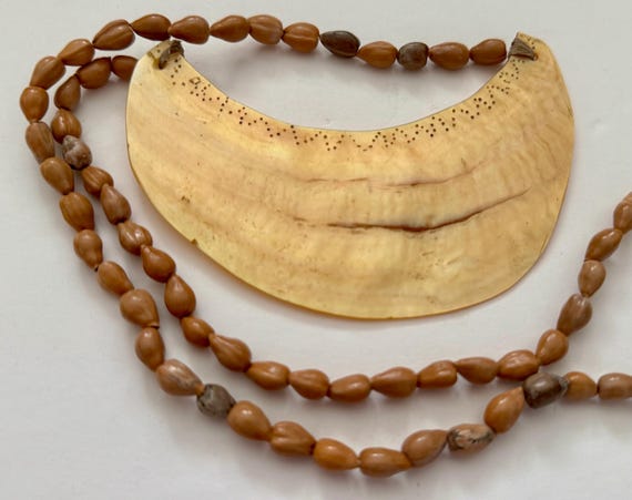 RARE Antique Vintage Kina Shell Currency Necklace fro… - Gem