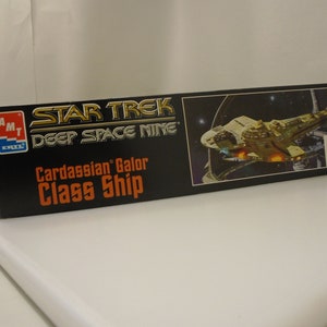 Vintage 1997 Star Trek Deep Space Nine Cardassian Galor Class Ship ...