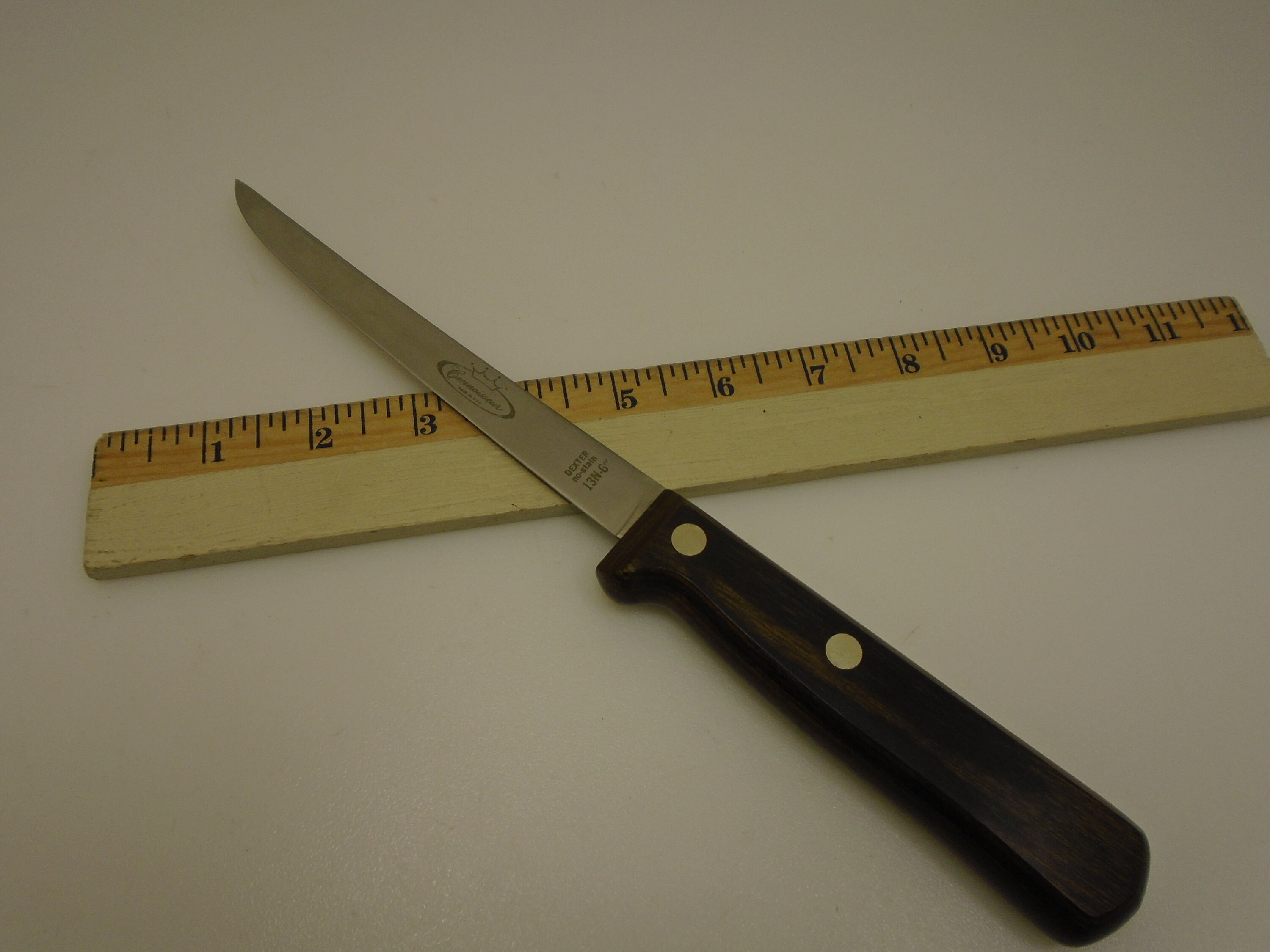 Dexter Knife Logo