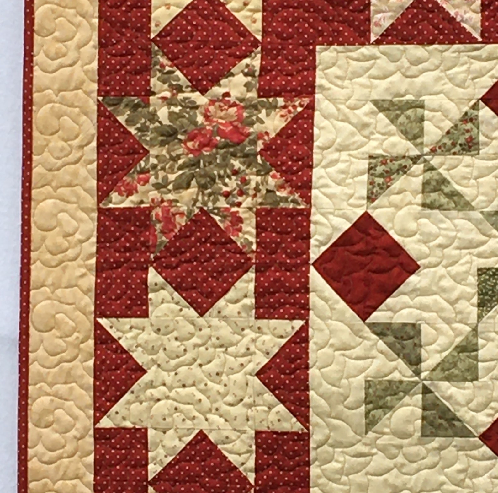 Red and Green Star Quilt for Sale, holiday Stars is a Lap/throw Size ...