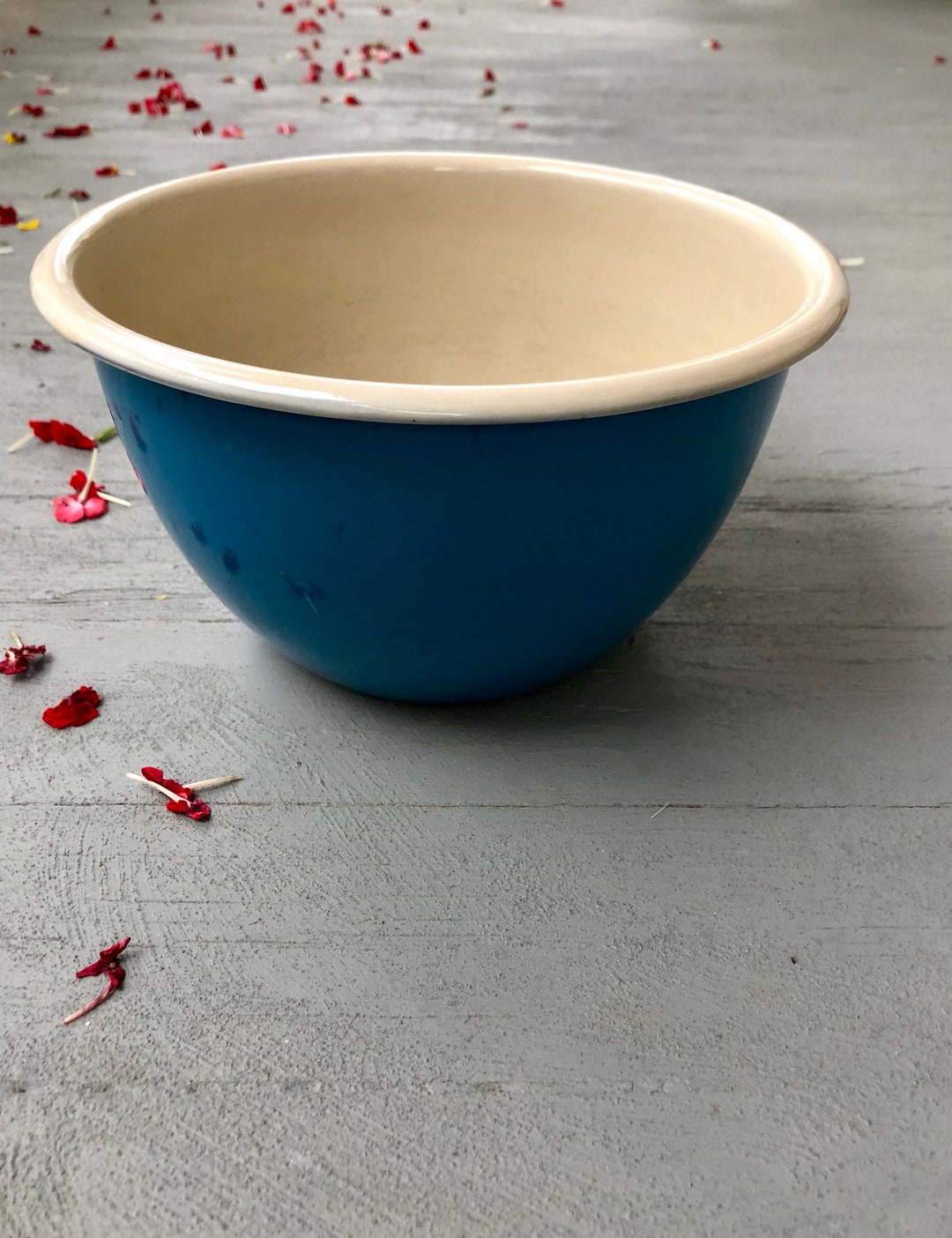 Vintage Enamel Blue Bowl // Royal Blue Farmhouse Chic Mixing Bowl ...