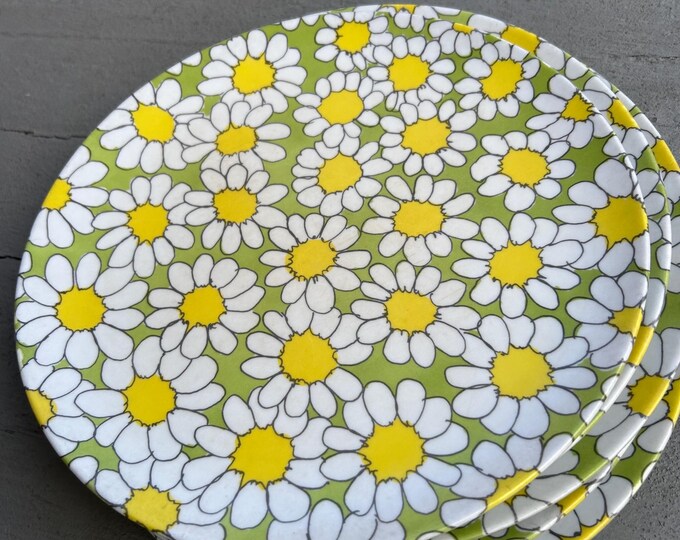 Rare 60s Texas Ware Daisy Plates Set Five Vintage Floral Cottage Core ...