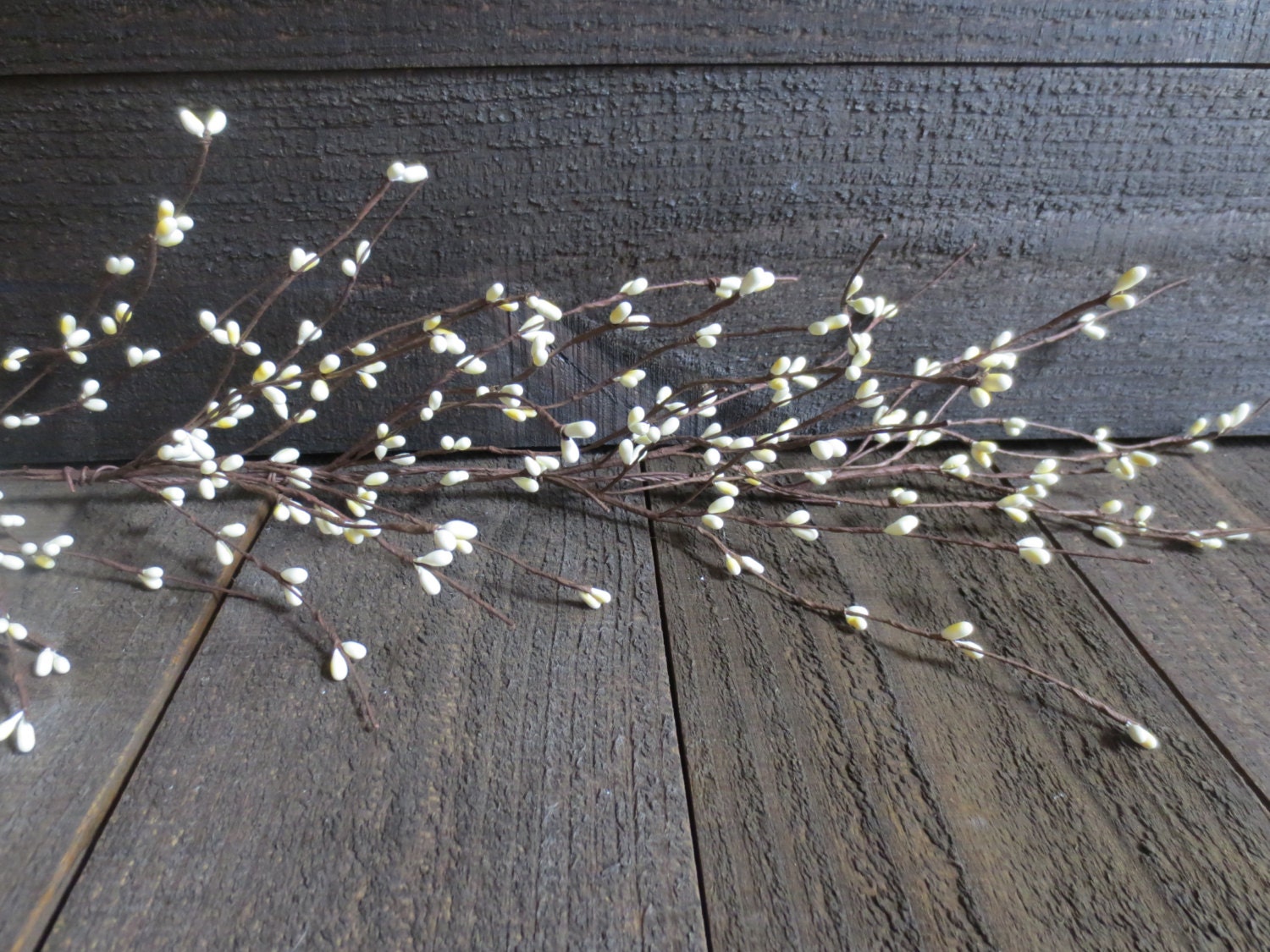 20 Feet Wispy Cream Pip Berry Garland Country Farmhouse Rustic | Etsy