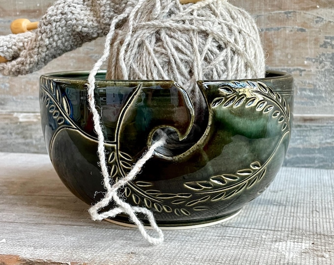 Forest Green Ceramic Yarn Bowl, Garland Crochet Bowl, Pottery Wool Bowl ...