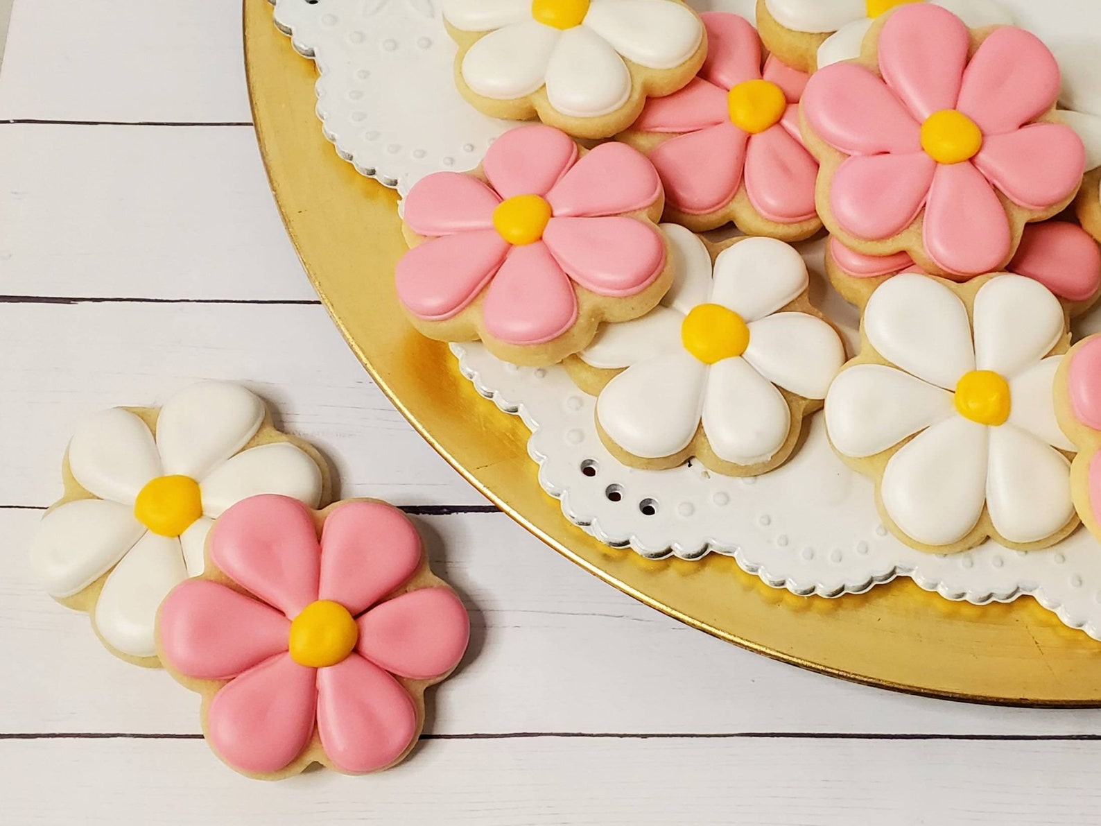 Mini Spring Flowers Hand Decorated Sugar Cookies Custom - Etsy