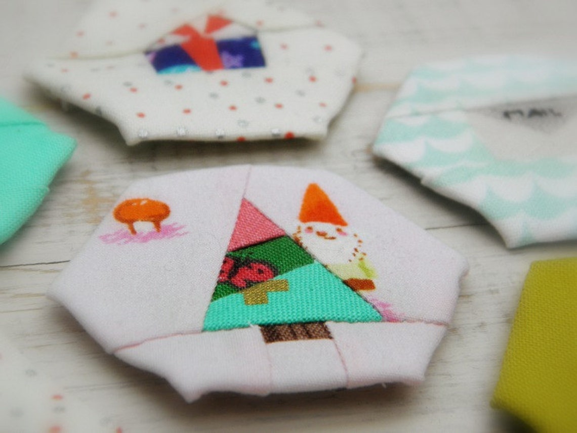 Christmas Delights a Paper Piecing Hexagon Pattern - Etsy