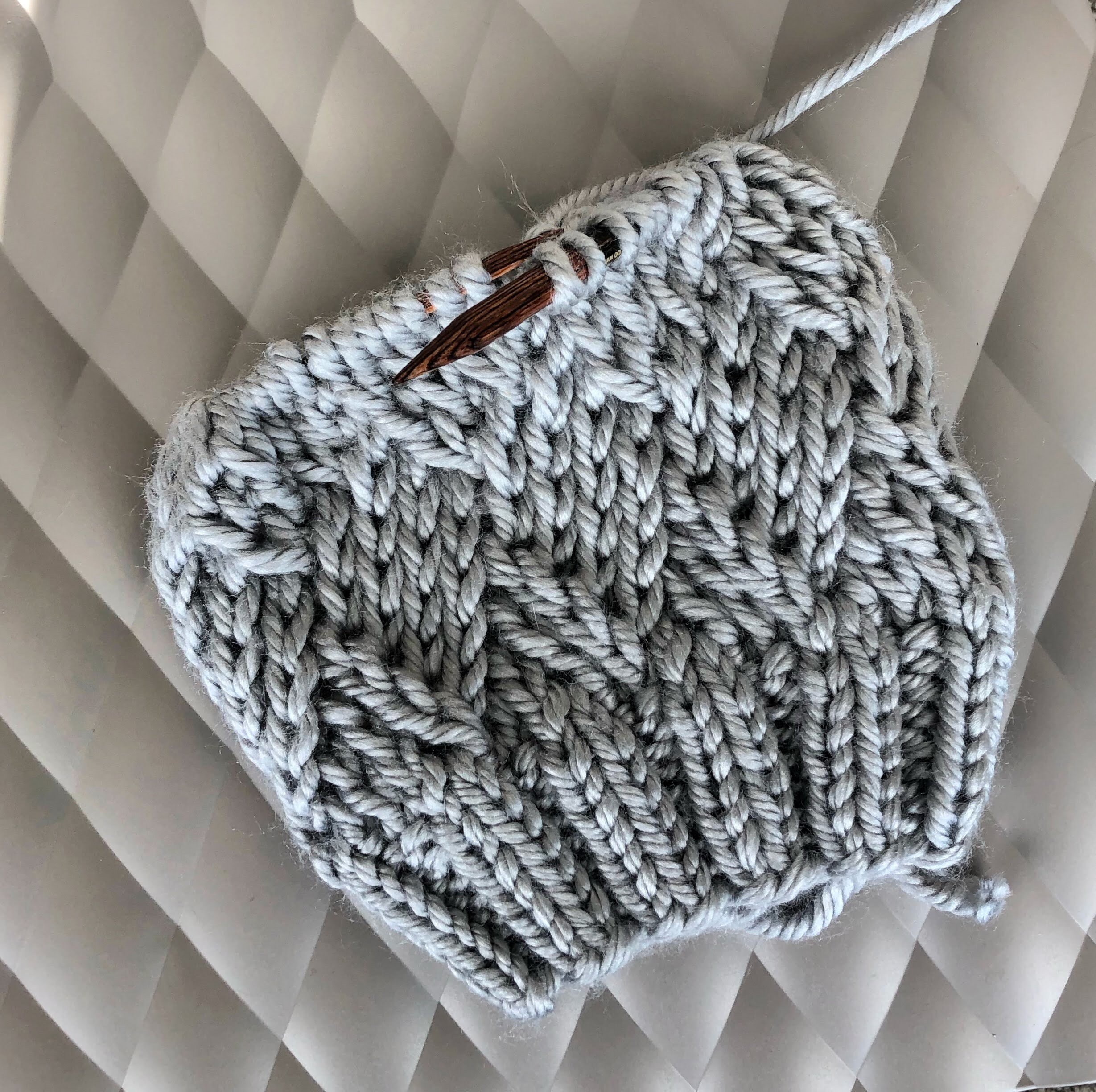 Knit Beanie Pattern / Black Diamond Beanie / DIY Handmade Knitting ...