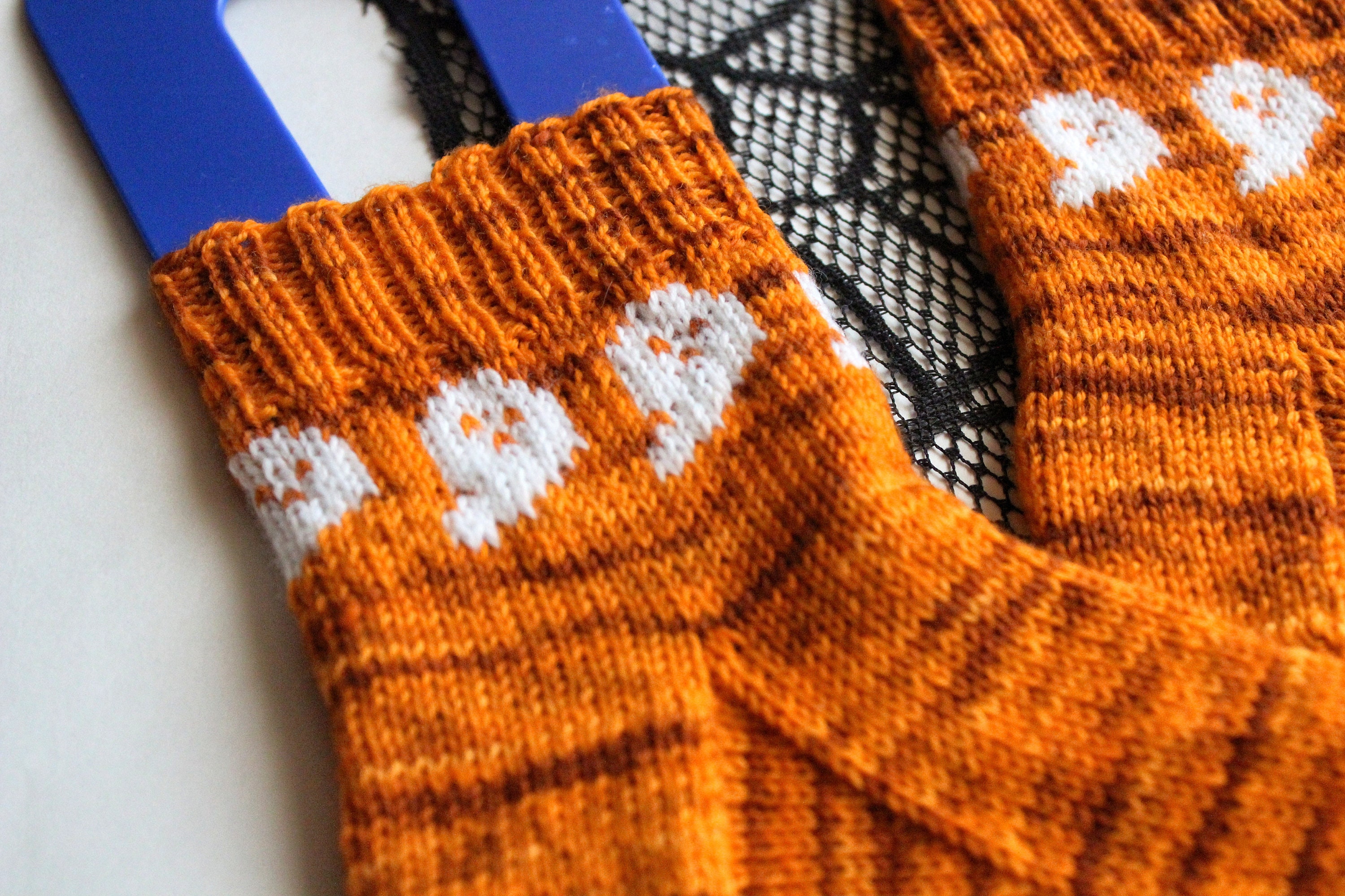 Digital Knitting Pattern for Socks Colorwork Sock Knitting - Etsy