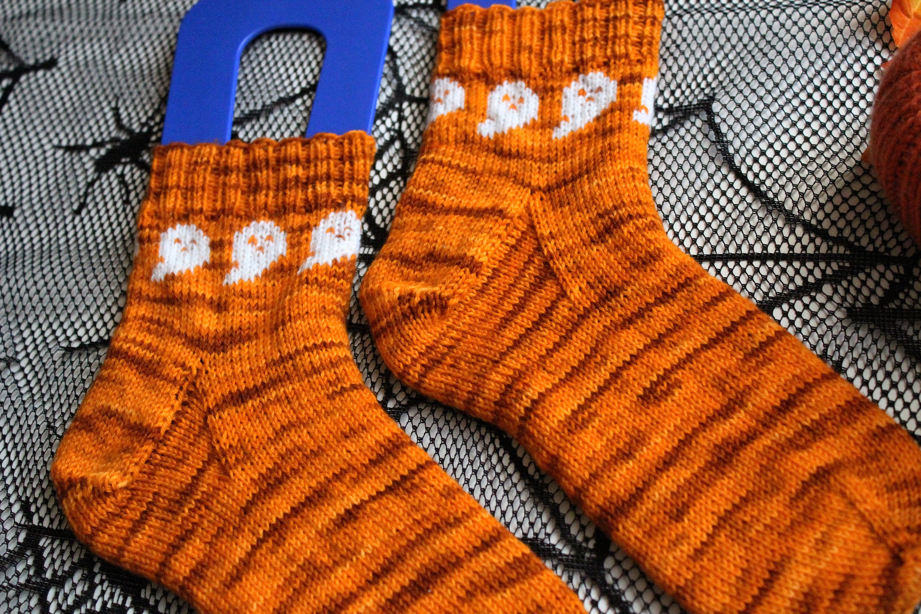 Digital Knitting Pattern for Socks Colorwork Sock Knitting - Etsy
