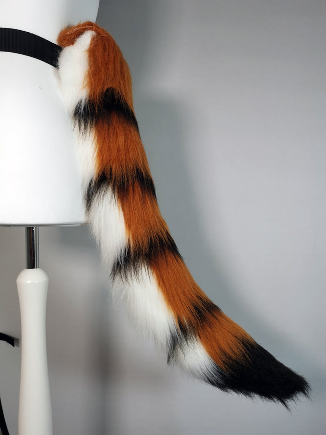 Moving Tiger Tails and Liger Tails! Animatronic, Lots of Moves, Wagging ...