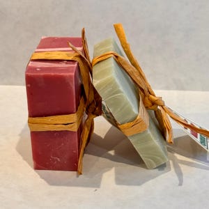 Christmas Tree Soap Favors: Rustic Raffia Wrapped Gifts - Etsy