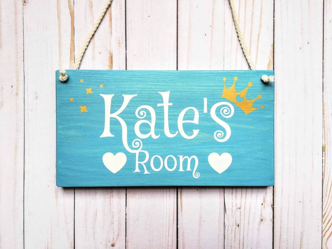 Custom wood hanging sign Personalized hanging wood sign | Etsy