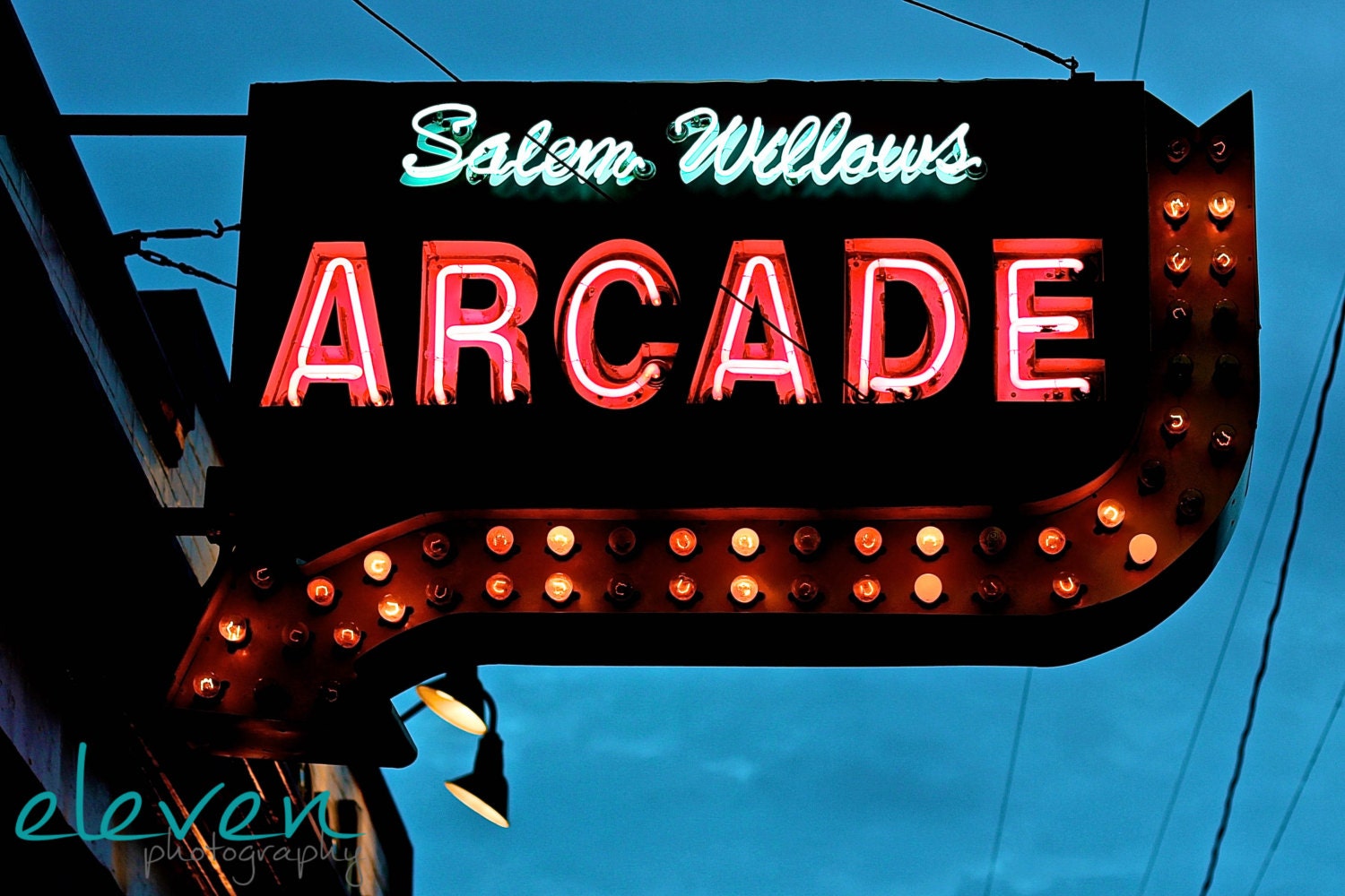 The Willows, Neon Sign, Arcade, Salem, Retro, Vintage, Nostalgia ...