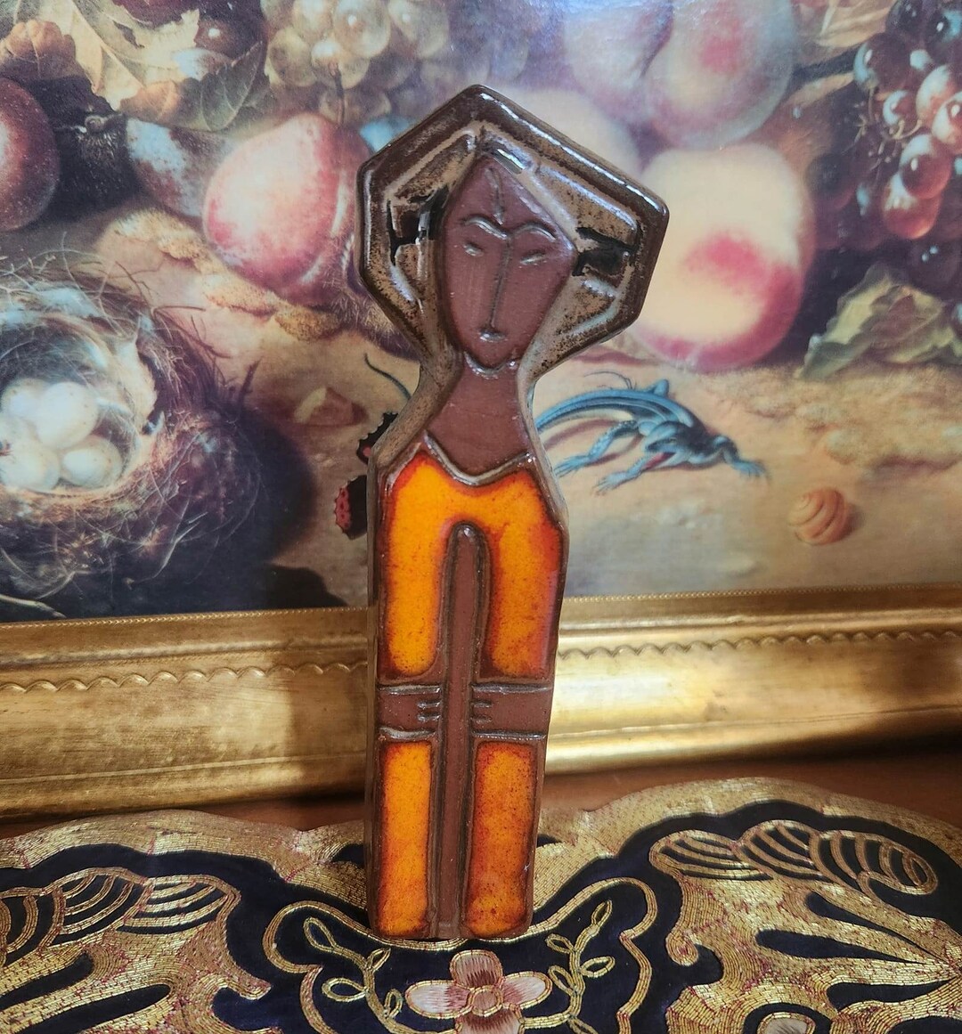 Art Figure, virgin Mary, Cornwall Studio of Ceramics - Etsy