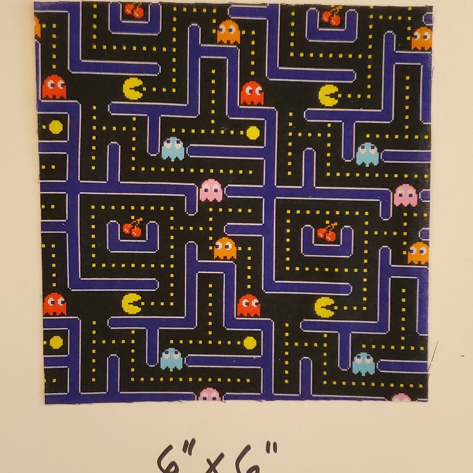 Fabrics Pac Man Retro Video Arcade Blinky Inky Pinky Clyde Fat Quarters ...