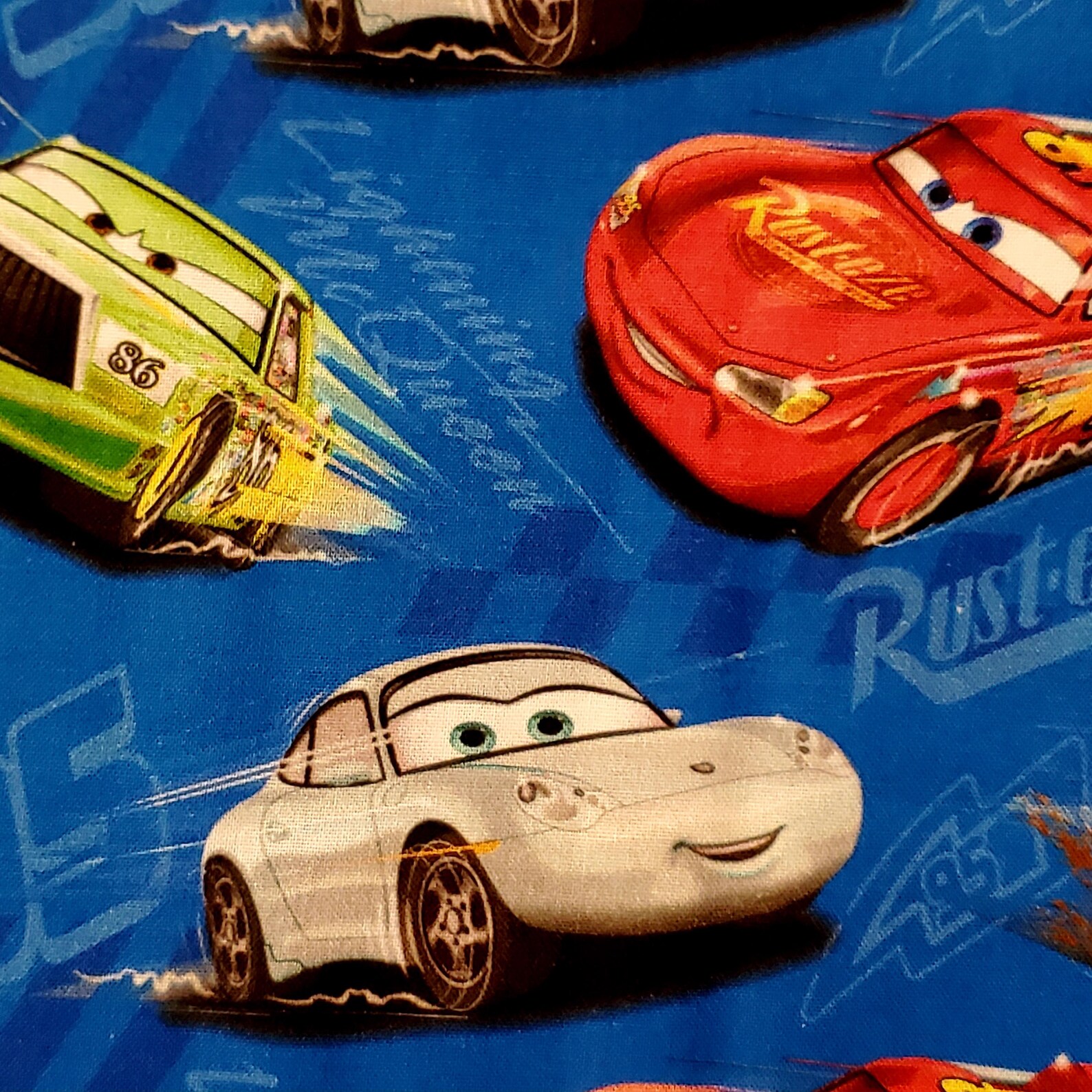 FABRIC Cars Pixar Lightning Mcqueen Mater Guido Luigi Sheriff Red ...