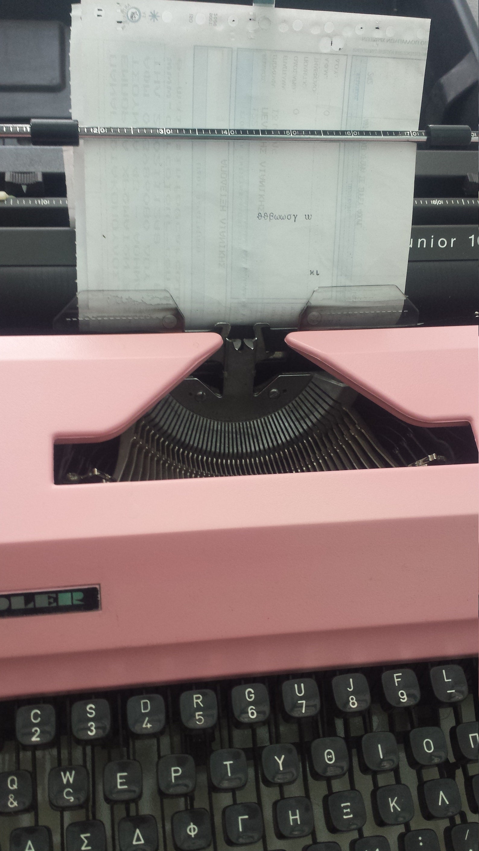 Manual Portable Typewriter With Carrying Case, Pink Color, Works Well ...