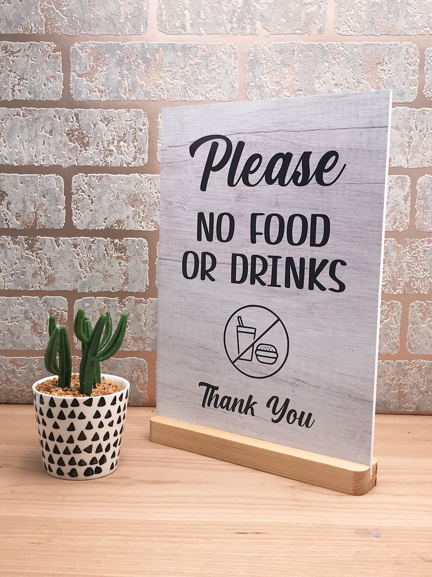 Please No Food or Drinks Sign Available as Freestanding or - Etsy UK