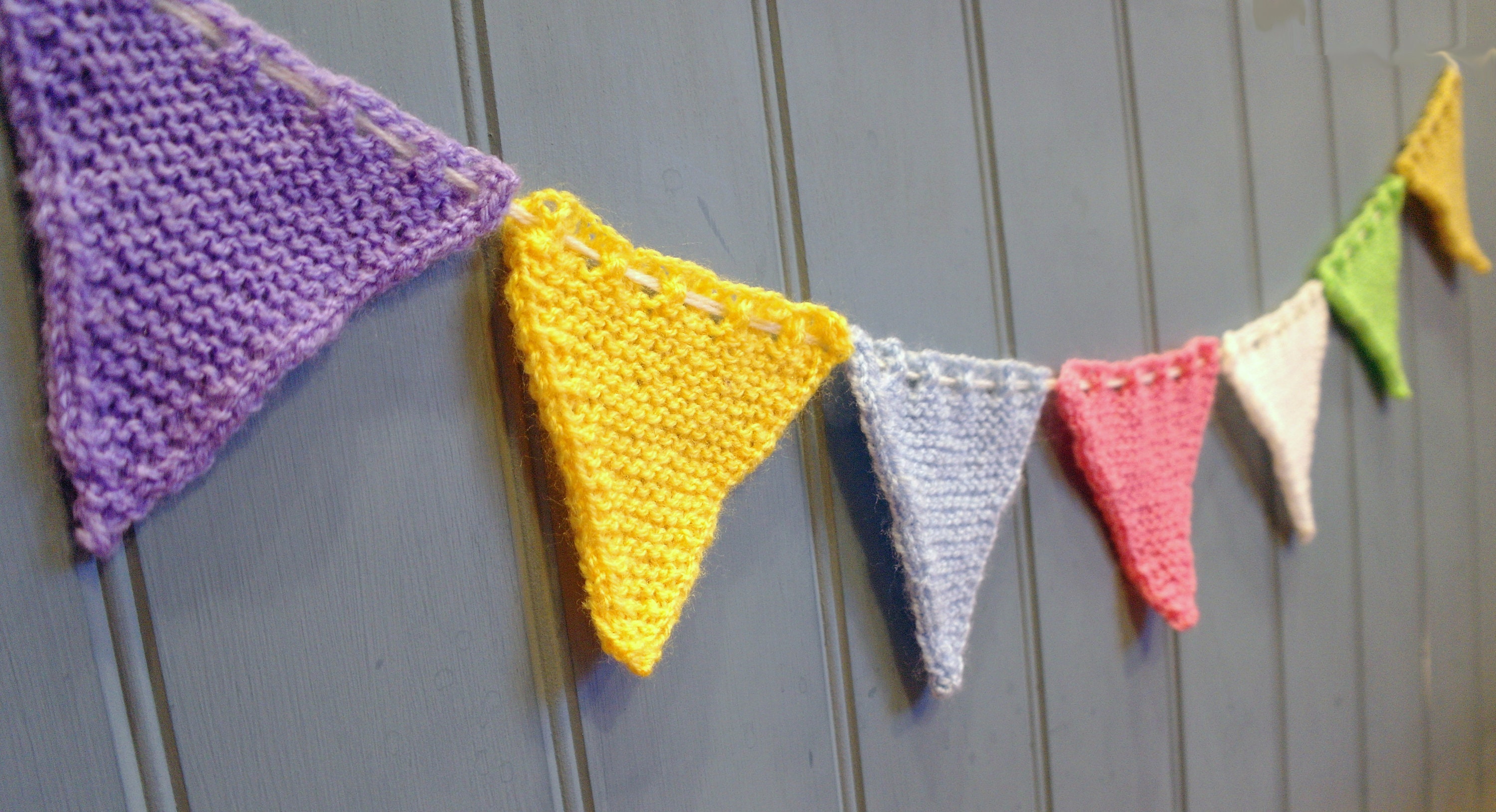 Easy Knit Bunting Flag Pattern: Rainbow Garland (PDF Pattern) - Etsy