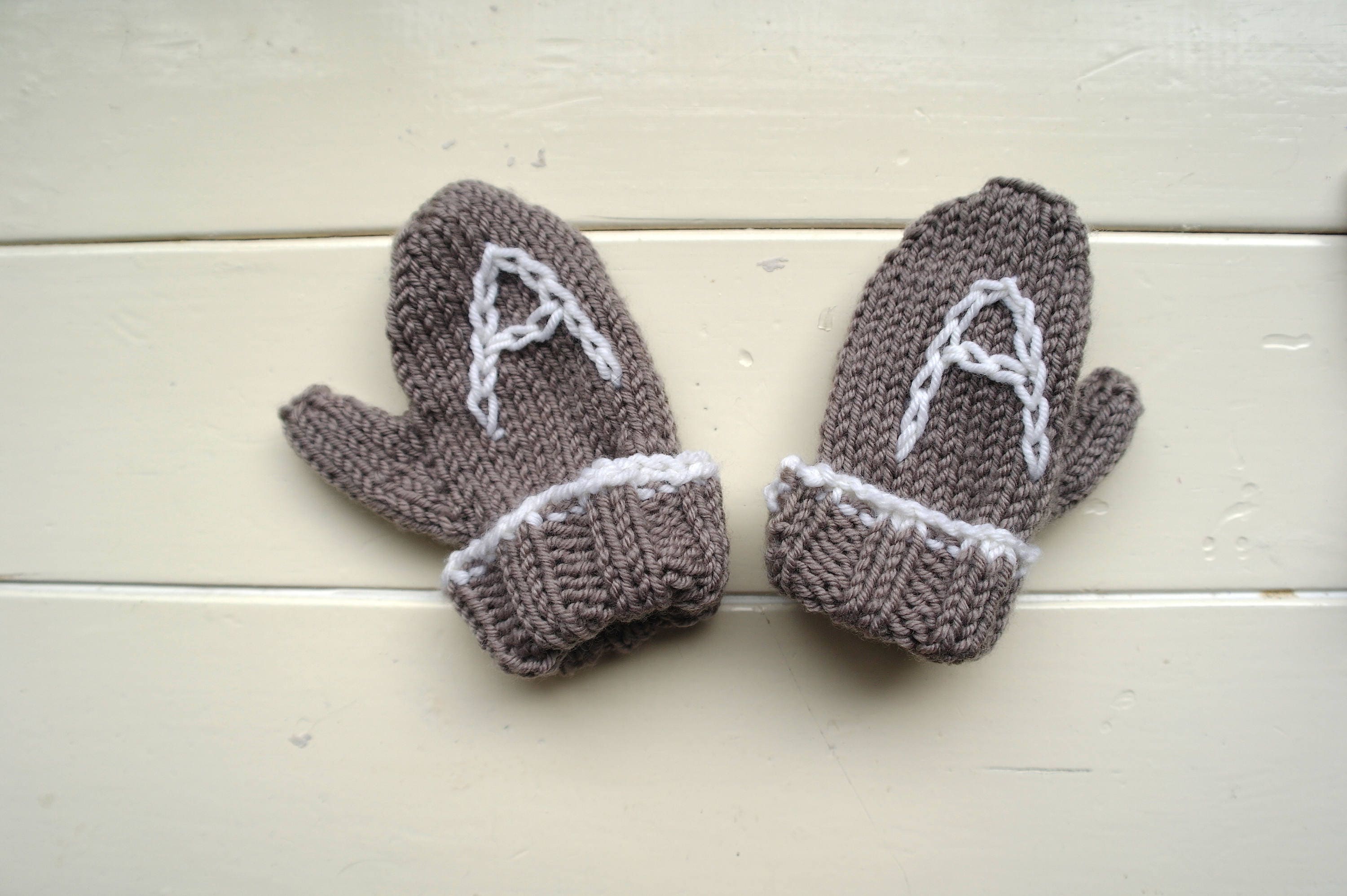 Beginner Baby Mitten Knitting Pattern / Baby Mittens / Toddler | Etsy UK