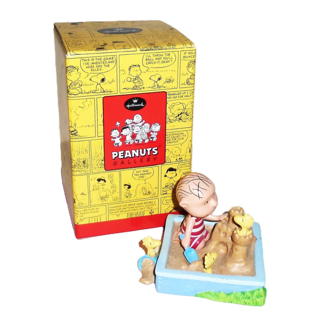 2000 Linus Figurine Peanuts Gallery King of the Sandbox in Box - Etsy