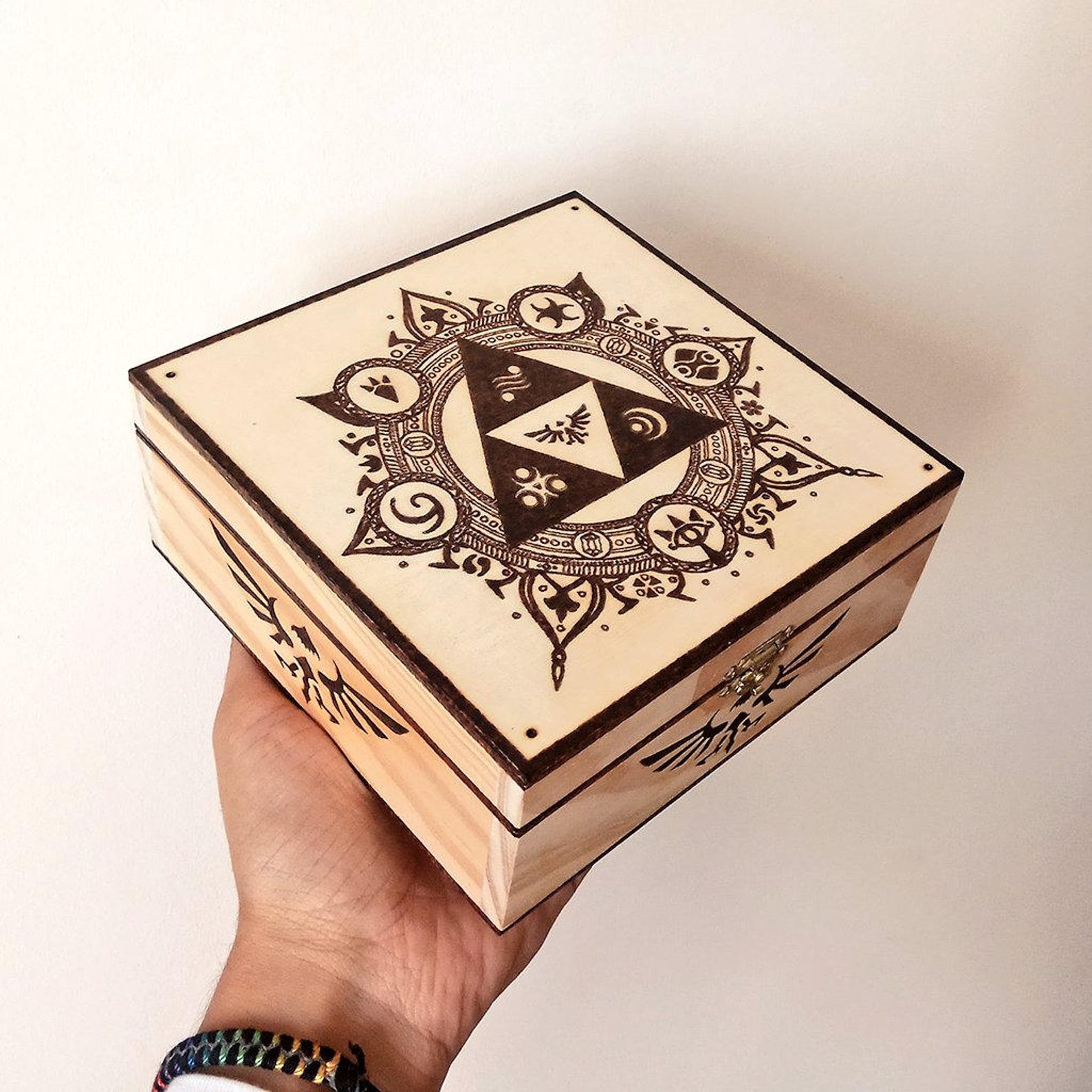 ZELDA Mandala Wooden Box Pyrography. the Legend of Zelda - Etsy