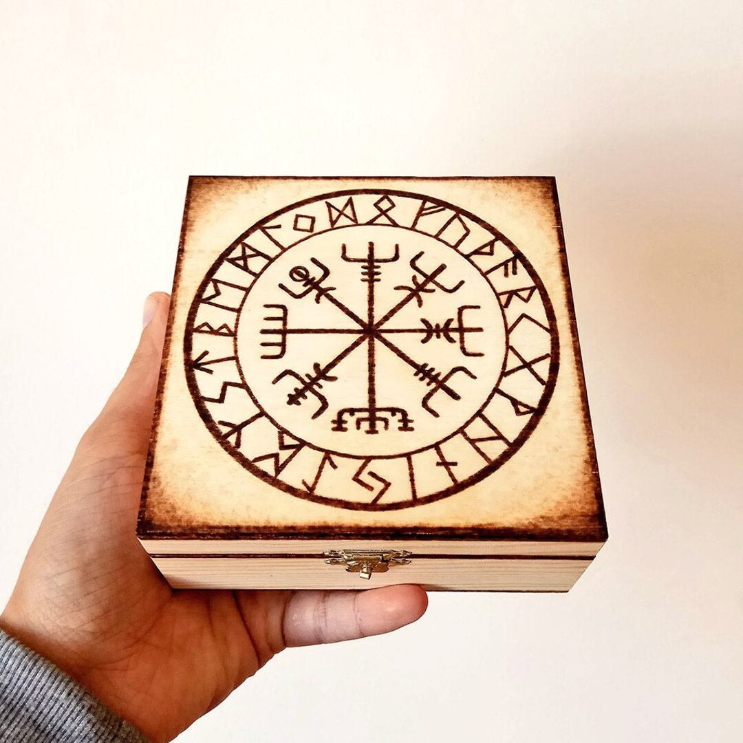 Vegvísir Viking Compass Wooden Box Pyrography - Etsy