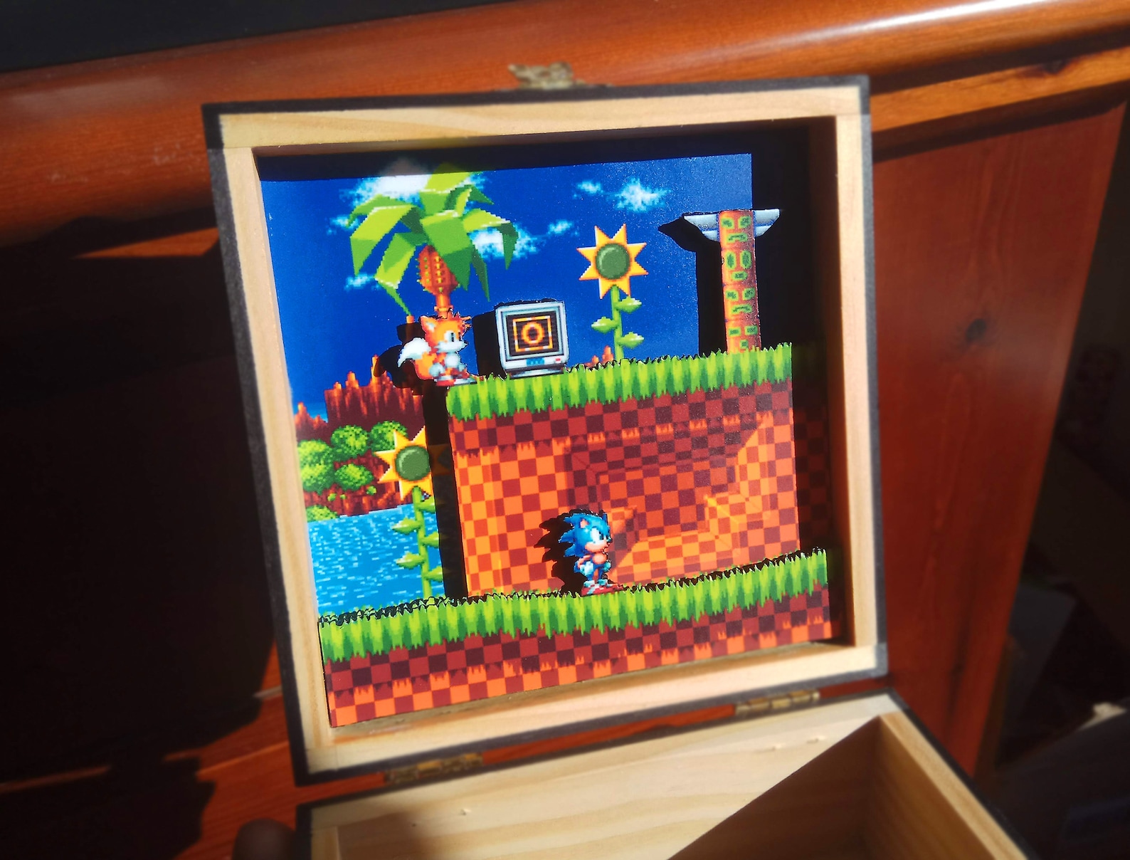 Sonic Wood and Crystal Resin Box Customizable With Diorama or - Etsy