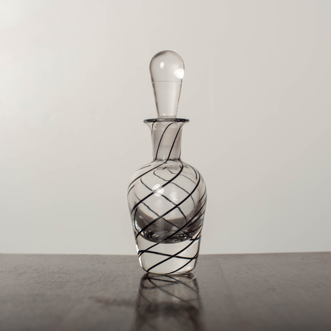 Gorgeous Glass Perfume Bottle Black Swirl Design Marked 'TVG' teign ...