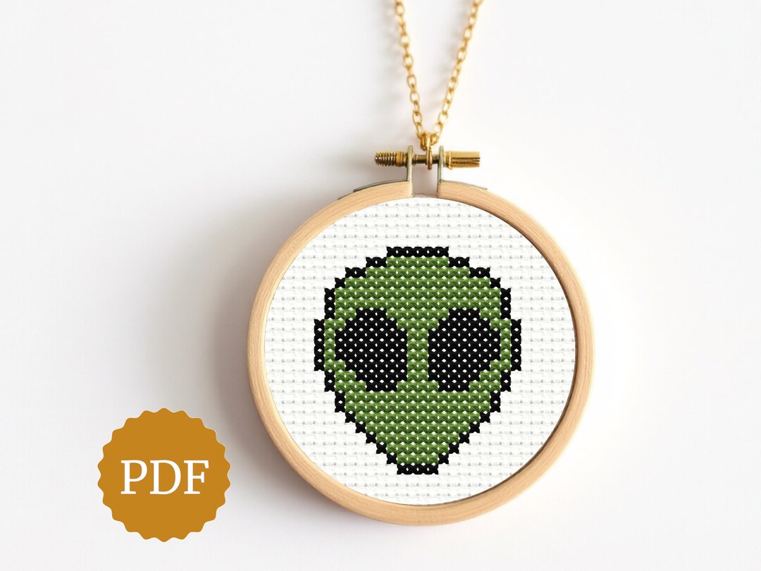 Miniature Alien Head, Spacey Cross Stitch Pattern, Simple X Stitch ...