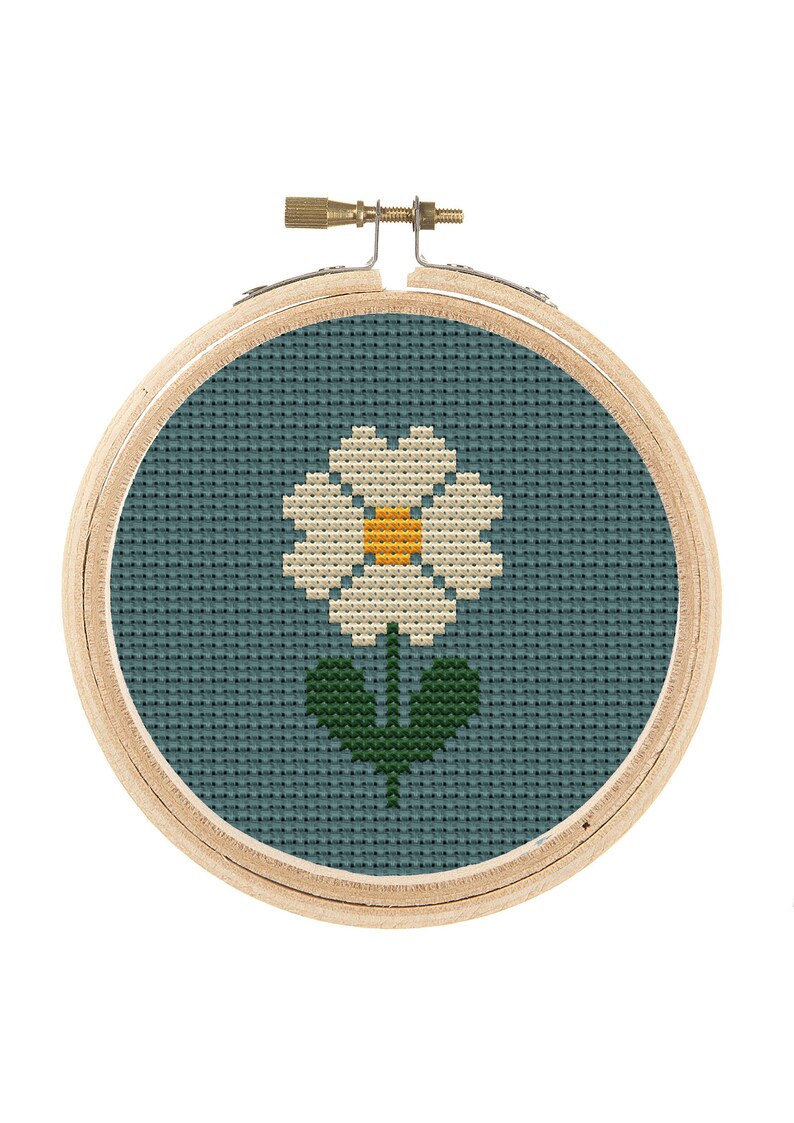 Counted Cross Stitch Daisy Pattern, Easy to Stitch, Perfect for ...