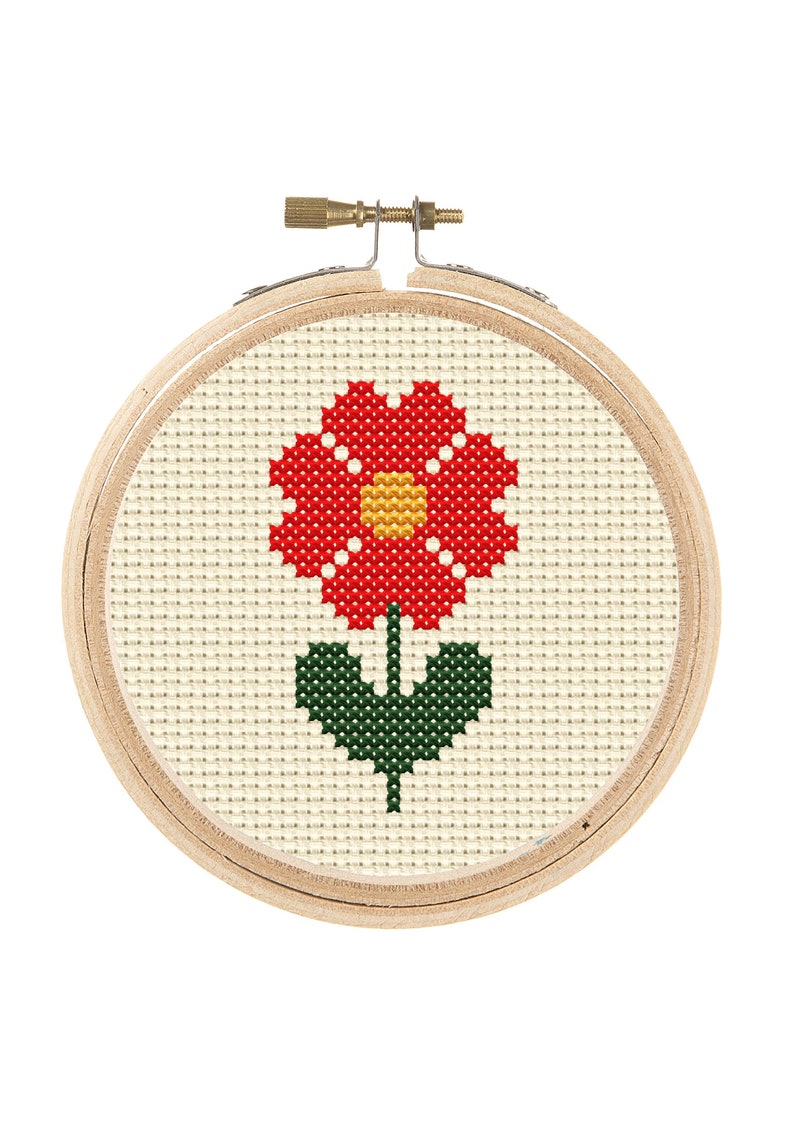 Counted Cross Stitch Red Daisy Pattern, Easy to Stitch, Simple for ...