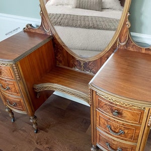 SOLD! 1930's Victorian Vanity, Antique Dressing Table With Mirror - Etsy