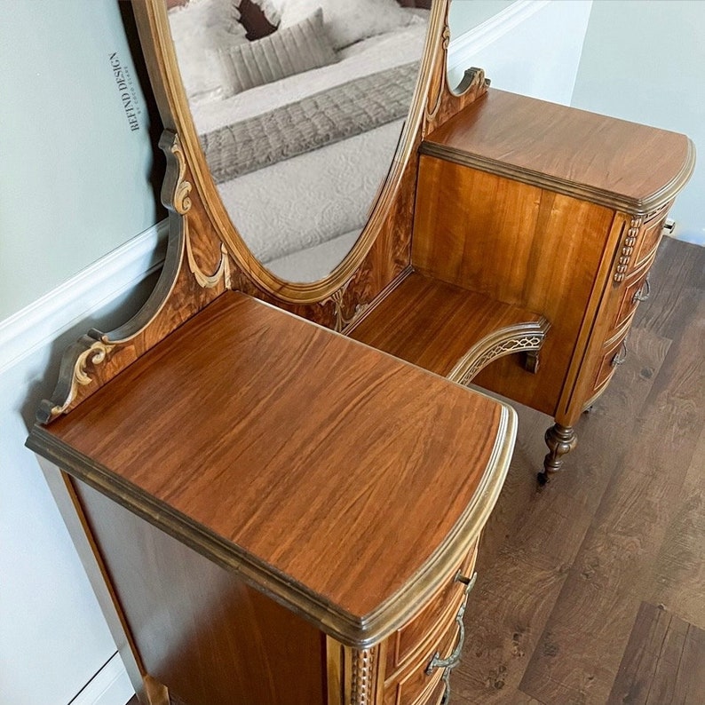 SOLD! 1930's Victorian Vanity, Antique Dressing Table With Mirror - Etsy