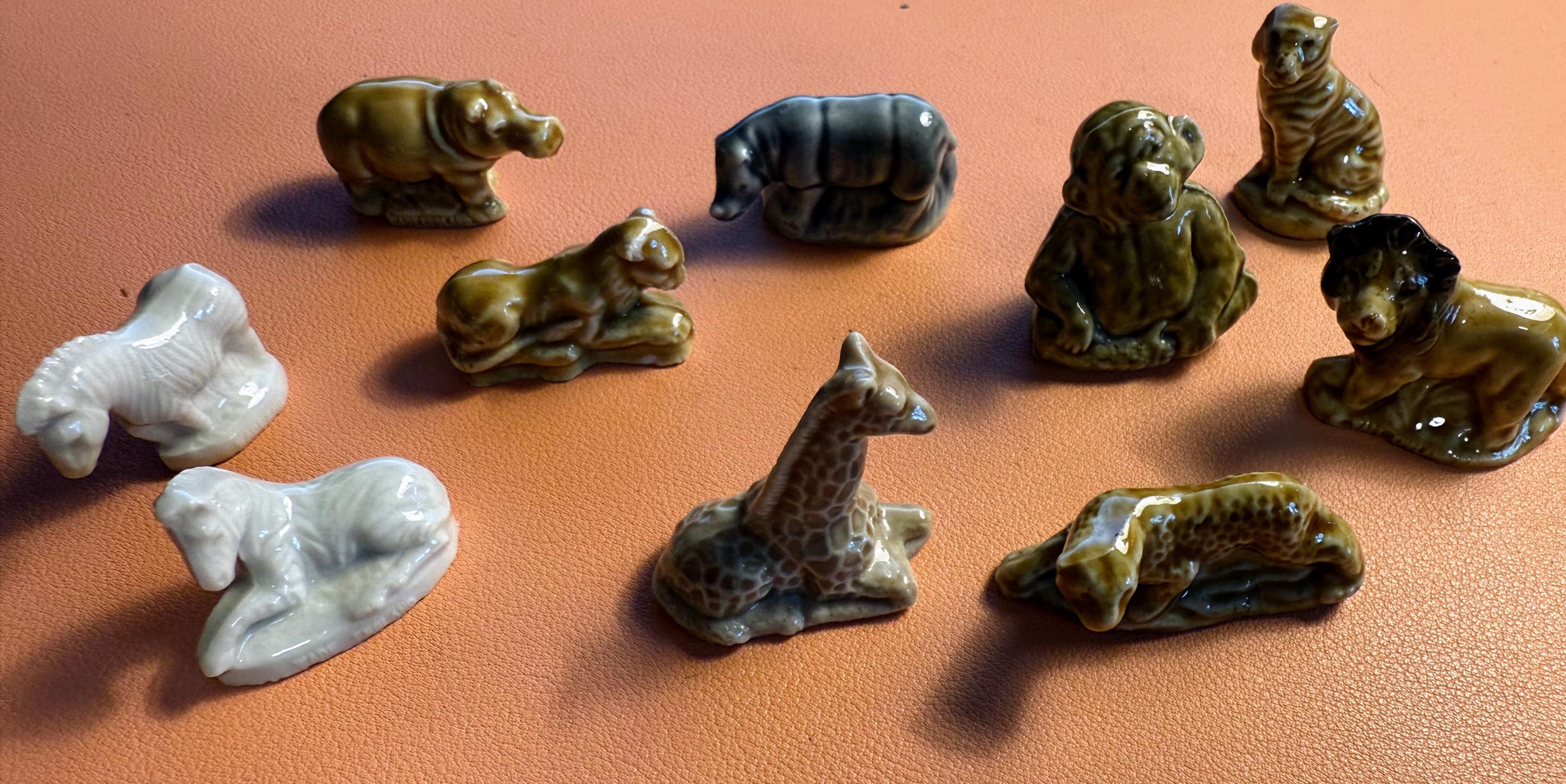 Collectible Wade Figurines - Red Rose Tea - Promotional Miniatures ...