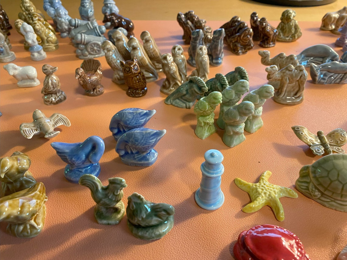 Collectible Wade Figurines - Red Rose Tea - Promotional Miniatures ...