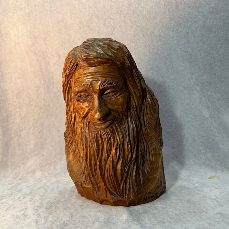 Face Carved in Log by Stu Martin in 1981. - Etsy