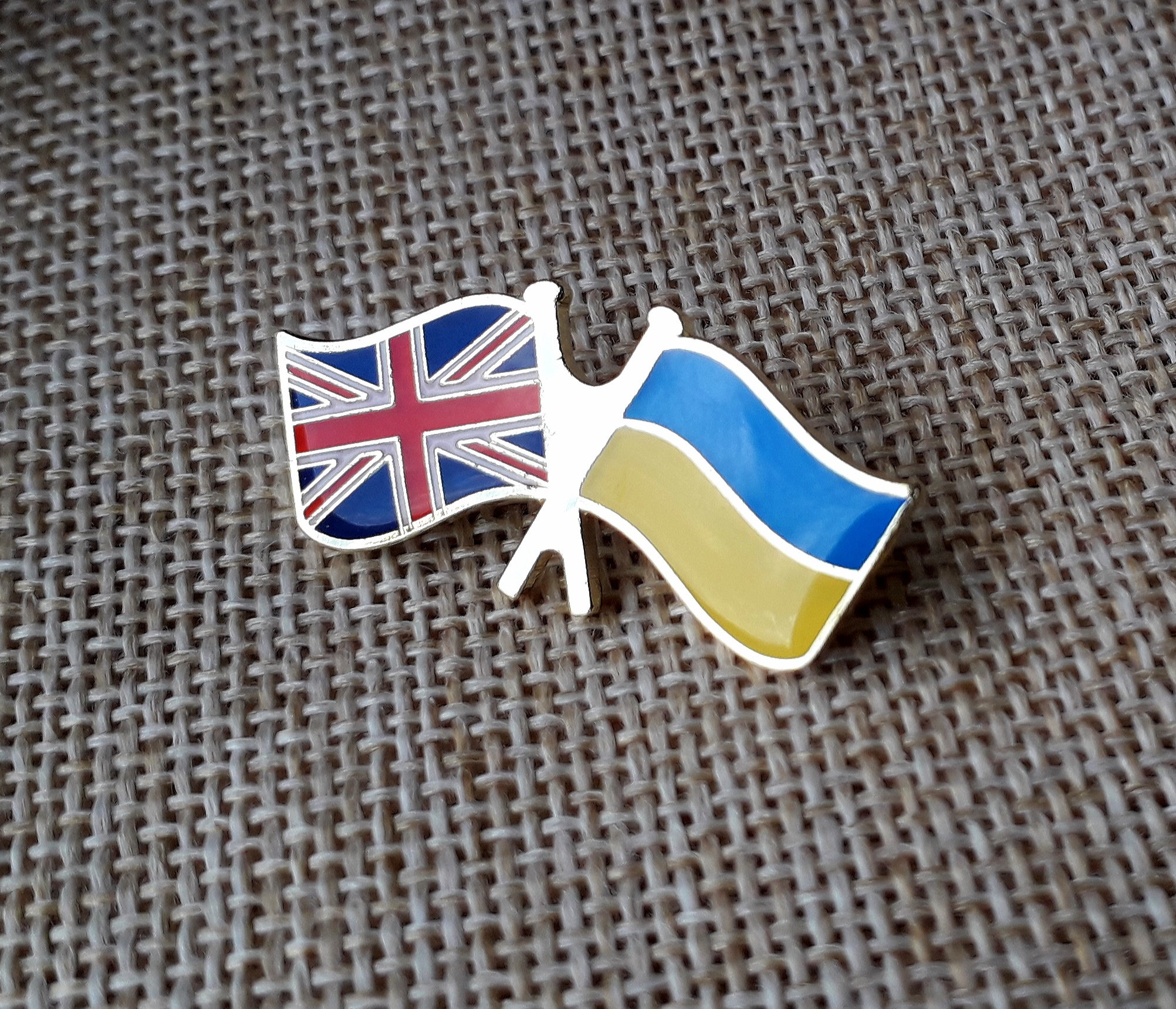 Ukrainian & British Flag Lapel Pin Gold Friendship Flag of Ukraine ...